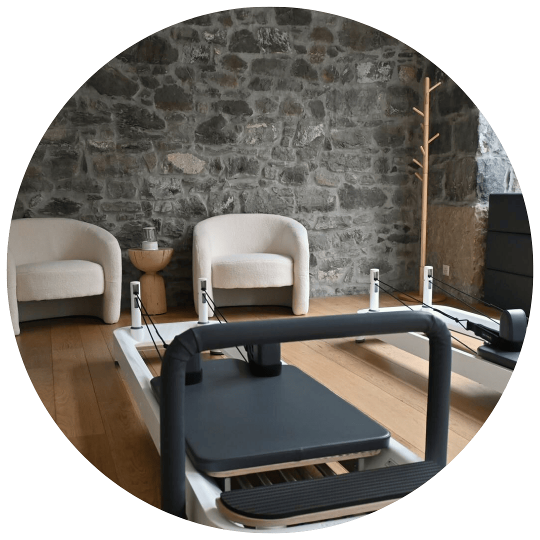 Glow Pilates – Uplifting Reformer Pilates Geneva